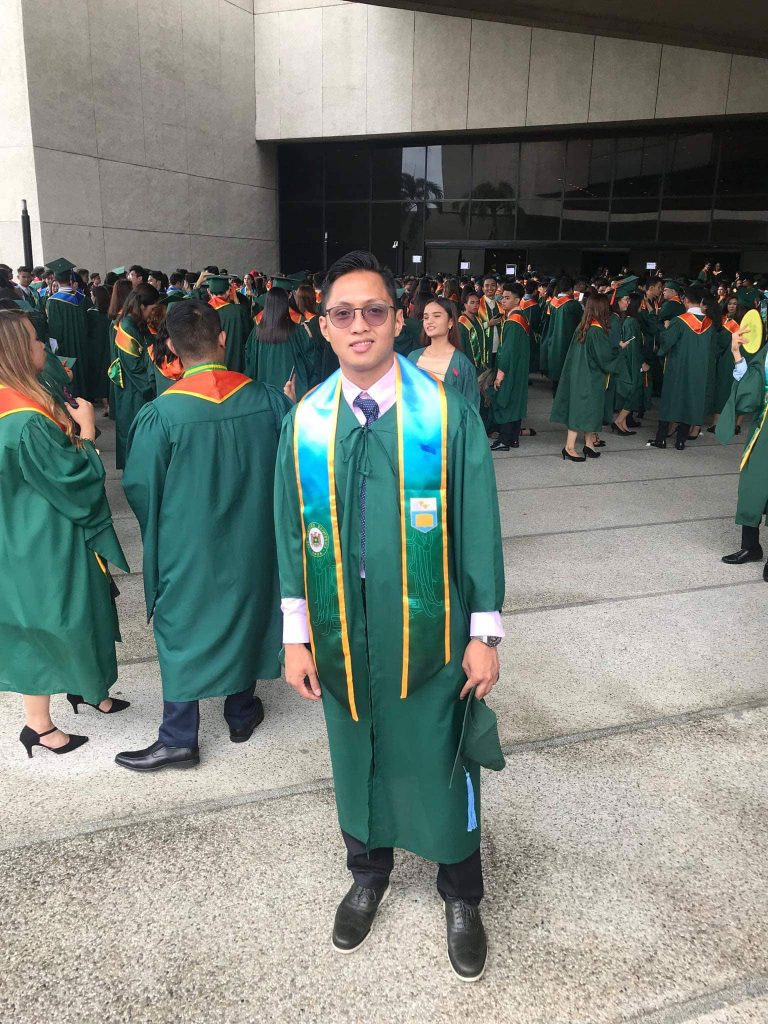 'Dream come true' for Mike Tolomia as he finally gets FEU diploma ...