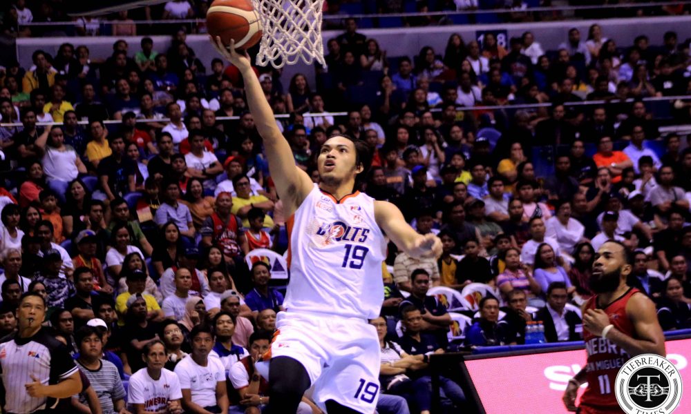 'Glue guy' Bong Quinto does the little things for surging Meralco