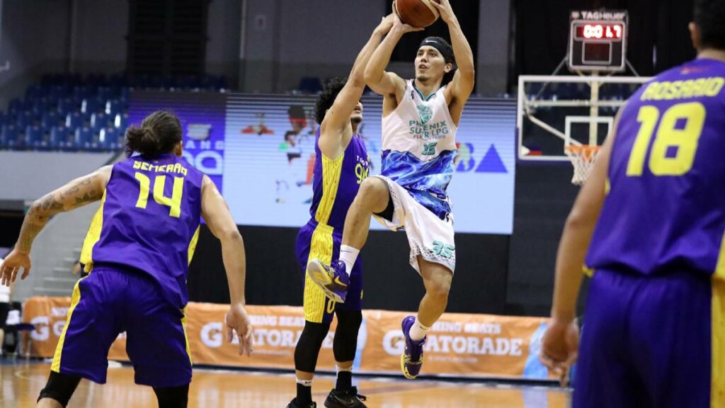 Matthew Wright leads PBA Bubble SP race