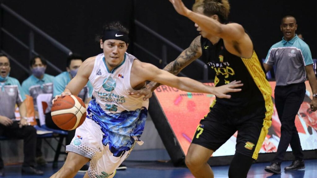 Despite ankle injury, Wright goes all out in Game Three