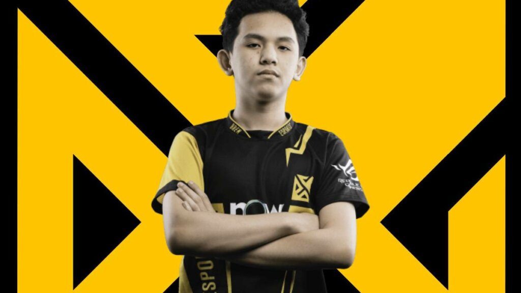 KarlTzy hailed as 2020 MPL-PH MVP