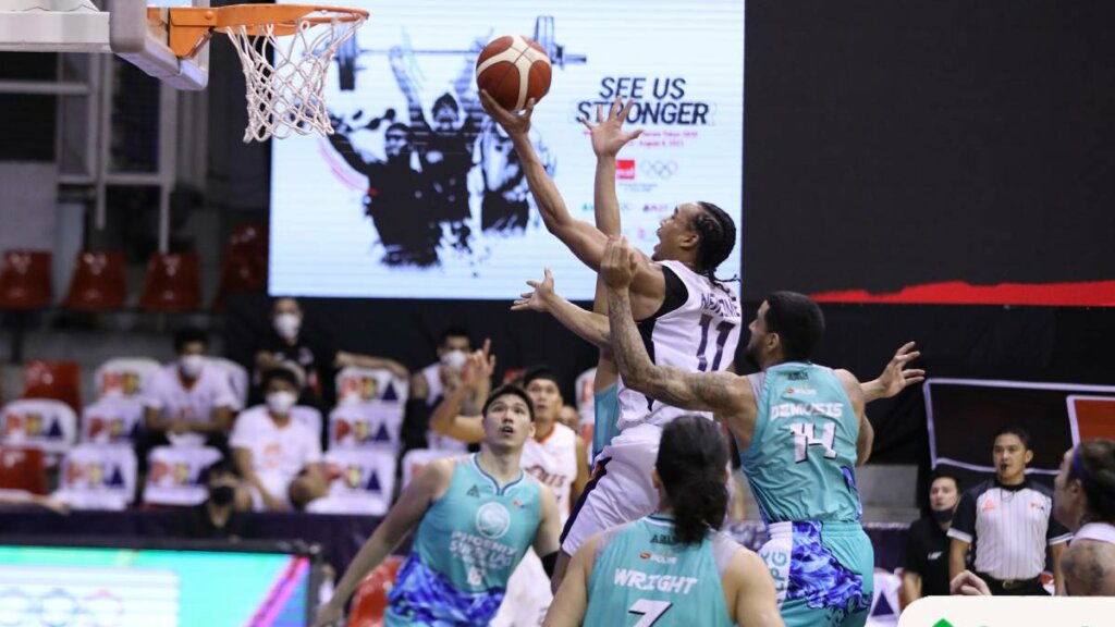 PBA: Meralco bounces back, spoils Banchero's Phoenix debut