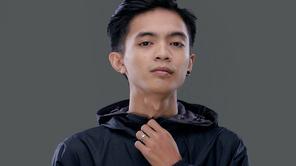 Coach Dale Vitug retires, granted release by ECHO