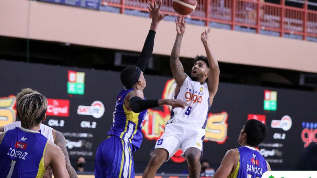 Mikey Williams in the running to match Benjie Paras' PBA feat