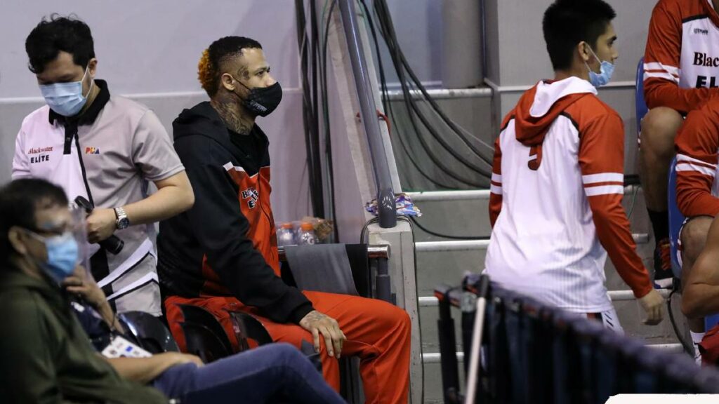 Maurice Shaw actually in Cavitex lineup