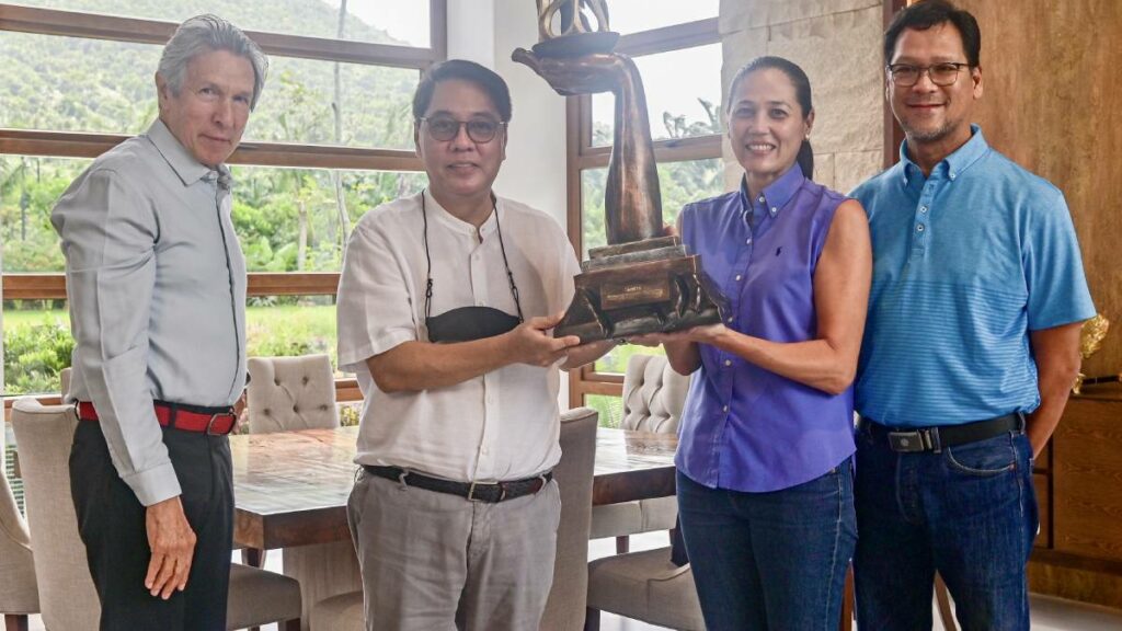 PH Olympians fete Chooks-to-Go with Arête Award