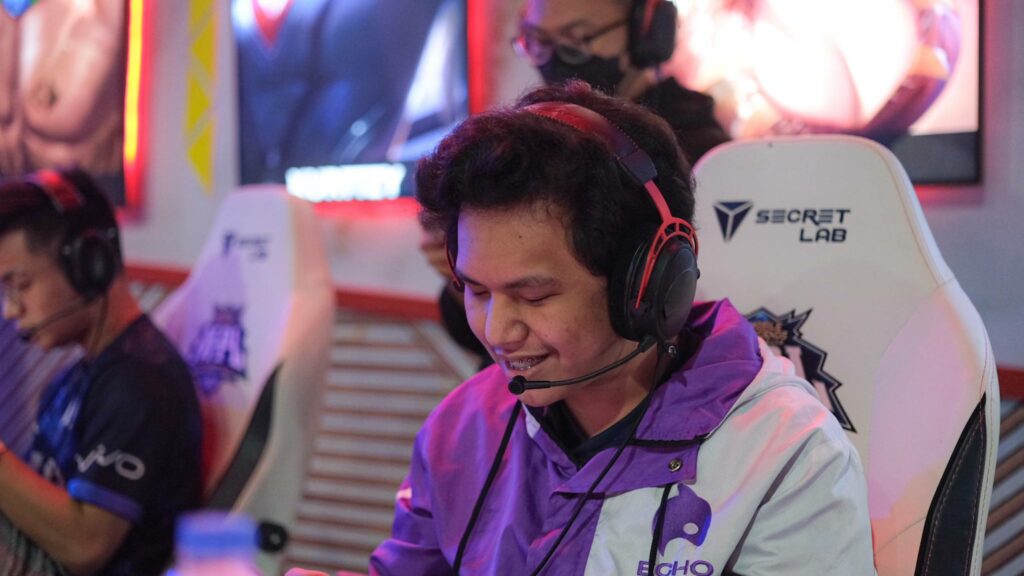KarlTzy reveals why he has yet to utilize Demon Slayer this season