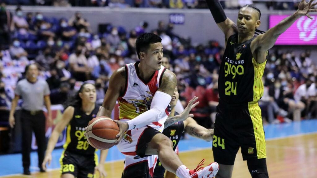 PBA: Fajardo, Cruz lead San Miguel attack on TNT, seize solo lead