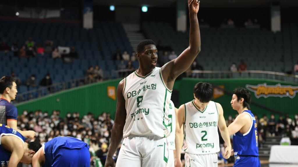 Meralco taps Johnny O'Bryant as import