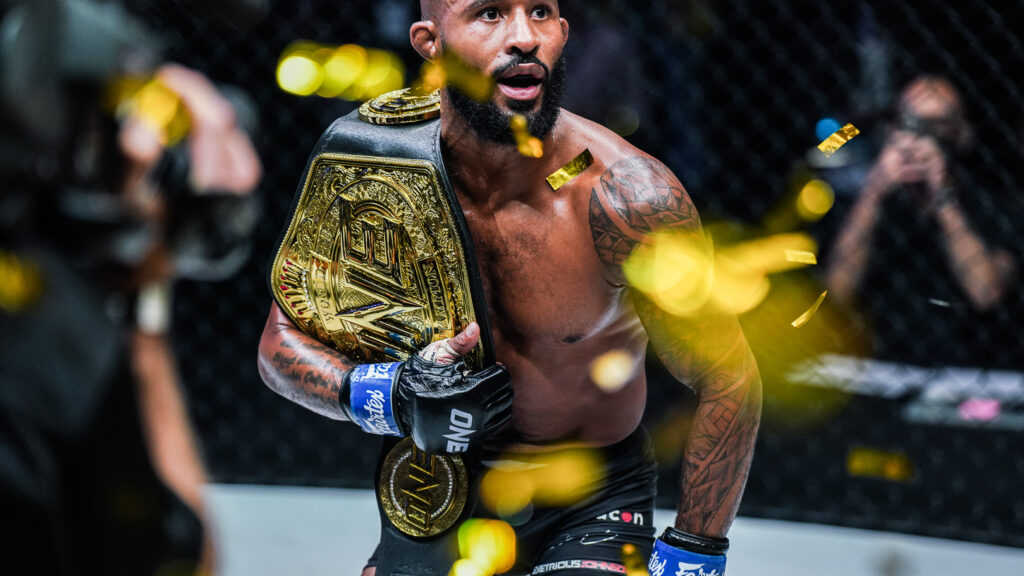 ONE: Demetrious Johnson finishes Adriano Moraes to claim Flyweight ...