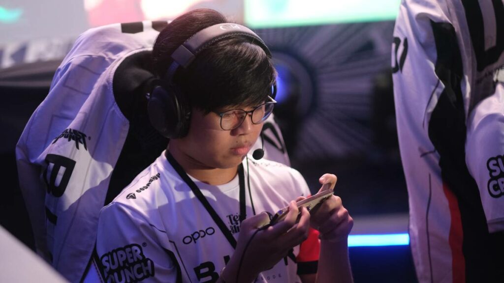 Edward explains why he turned down MPL ID offer to remain with Blacklist