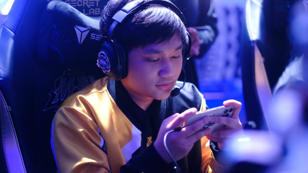 MPL: Owgwen, Bren stops Blacklist from clinching playoff spot