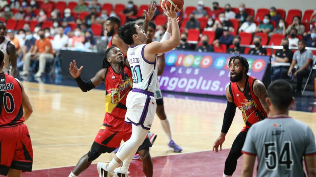 PBA: Converge shows composure amid SMB pressure, takes third win