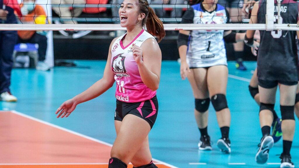 Raagas learning a lot from Rivera in Akari