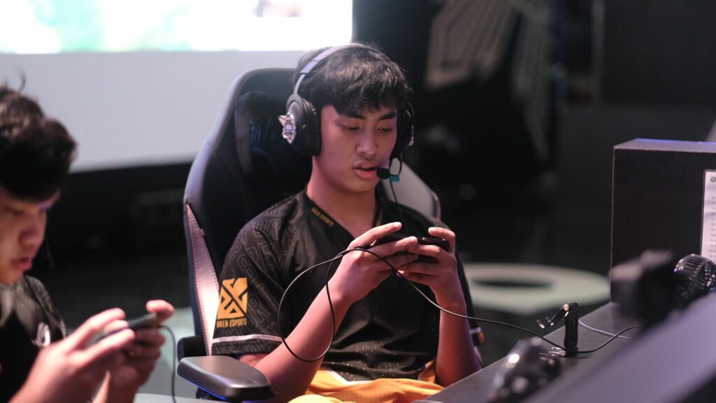 MPL: Bren averts Nexplay upset, takes momentary second