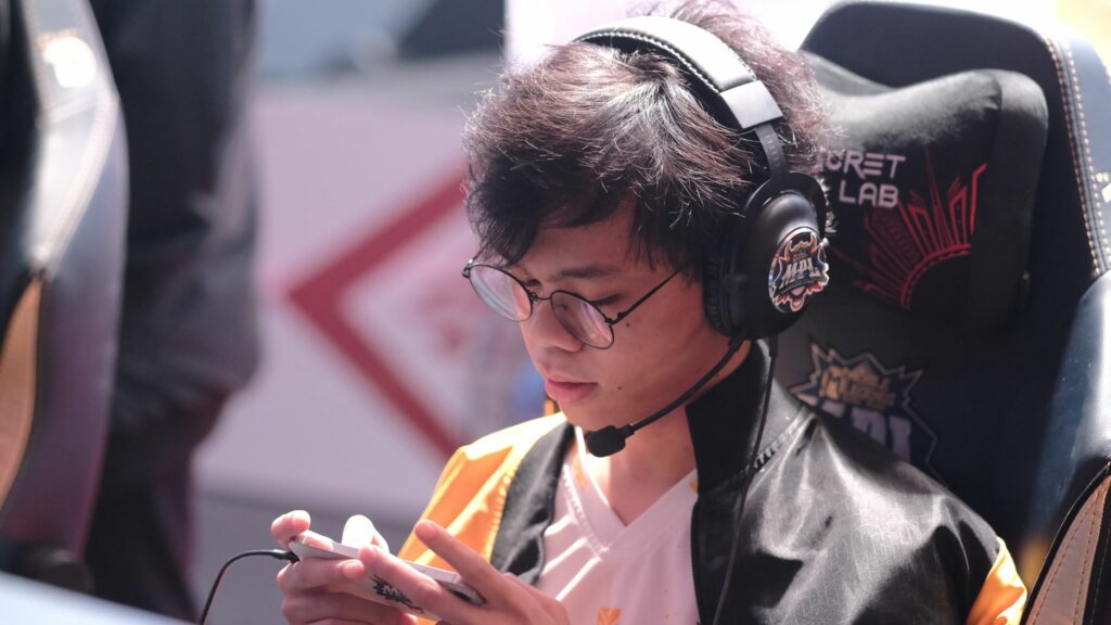 RSG MY picks up ex-Omega midlaner Stowm