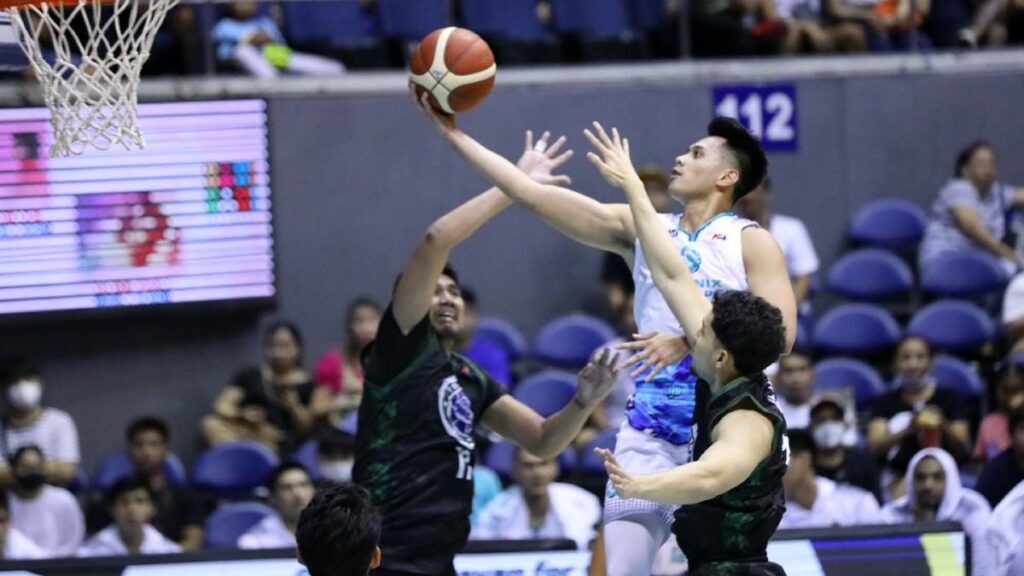 PBA: Returning Mocon, Phoenix buck Maxwell's ejection in rout of Terrafirma