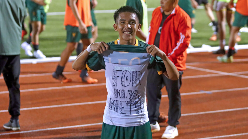 Karl Absalon gives emotional tribute to bro Kieth in FEU debut