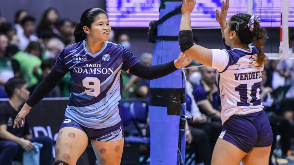 Farm Fresh allows Kate Santiago, Trisha Tubu to finish school while playing