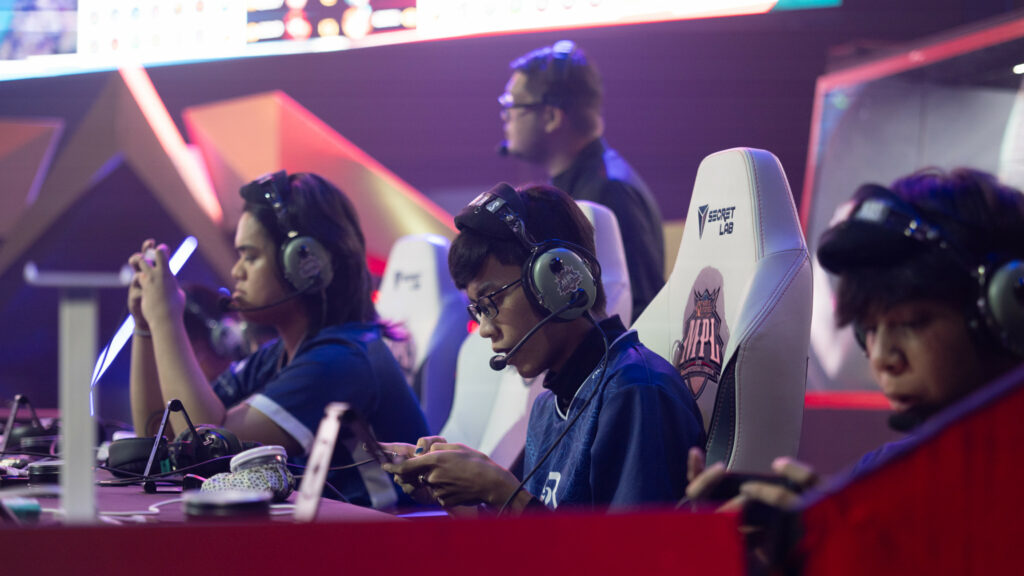 MPL PH: RSG completes season sweep of AP.Bren