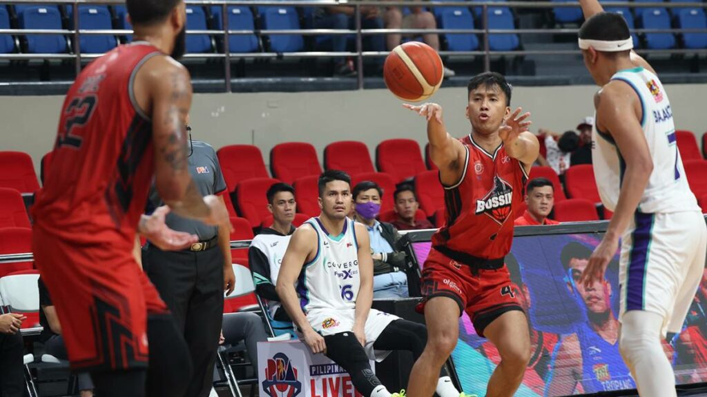 PBA: Blackwater gives Cariaso winning debut, rips Converge in opener