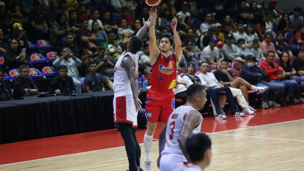 Andrei Caracut wishes for late shot in Rain or Shine's loss to Ginebra