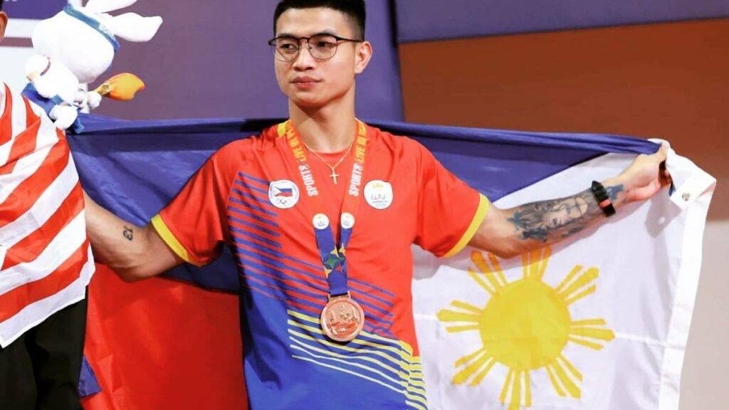 Moises Ilogon: OFW fighting to keep MMA dream alive