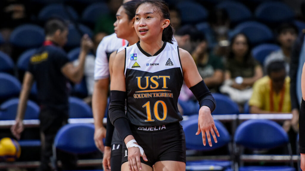 Xyza Gula steals show, delivers as outside hitter