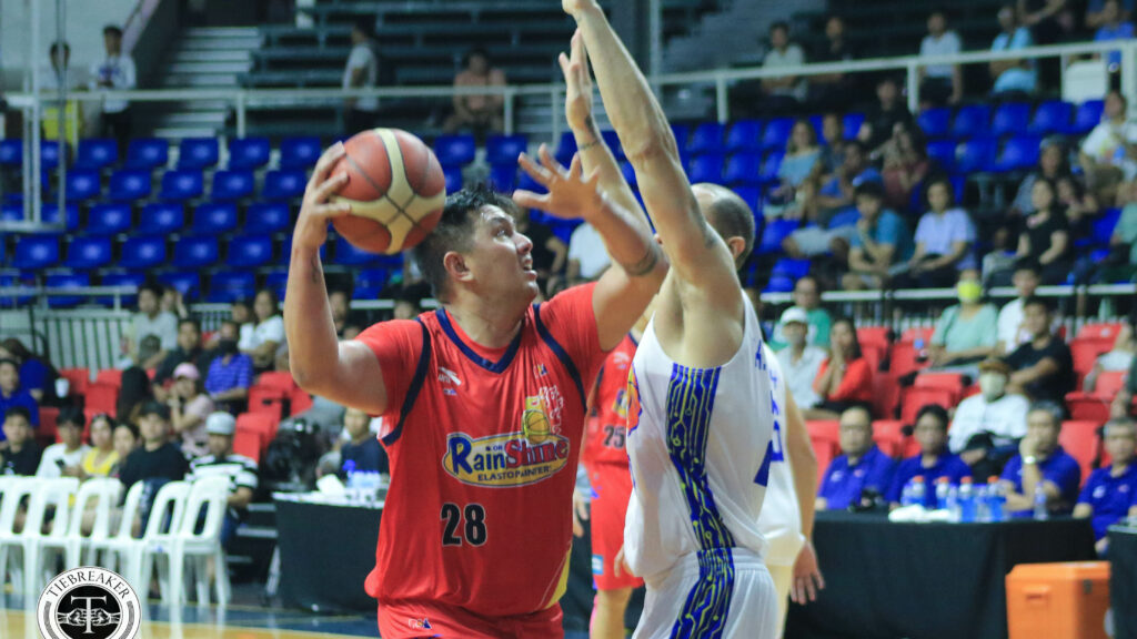 Beau Belga juggles family crisis, playoff duty for Rain or Shine