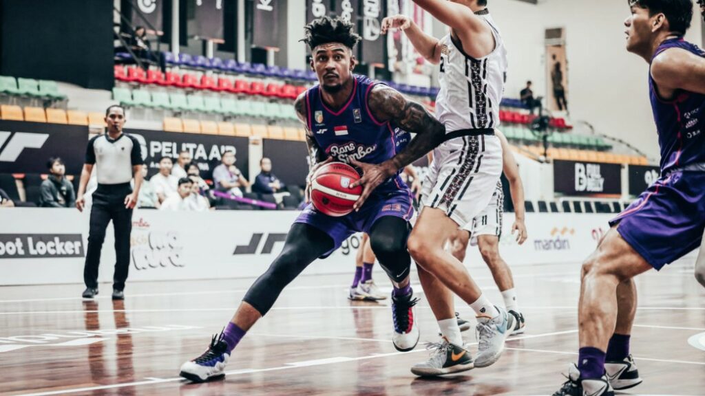 Phoenix in a bind as Le'Bryan Nash fails PBA height requirement