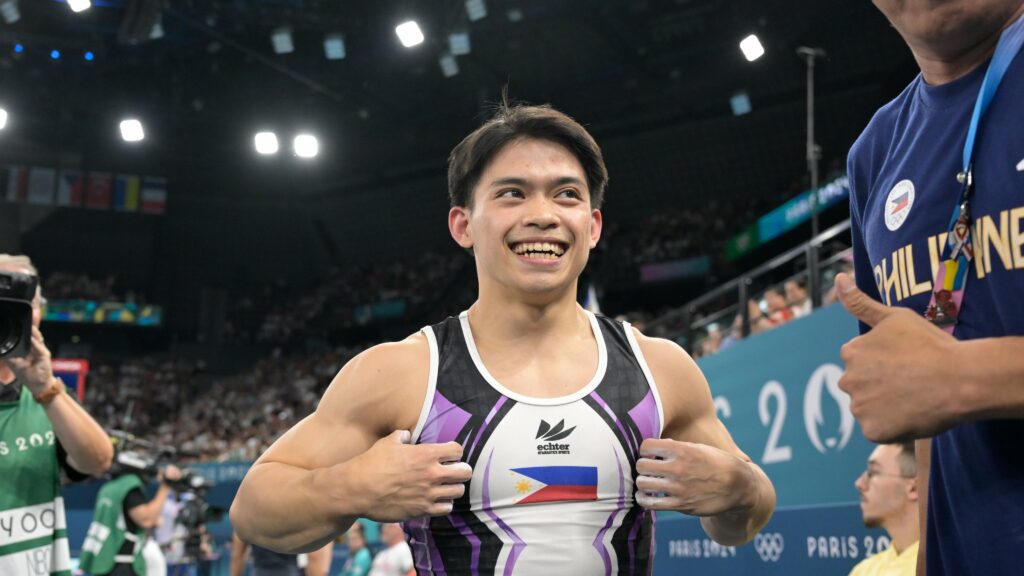 Chooks-to-Go rewards Carlos Yulo with P3-million for historic double ...