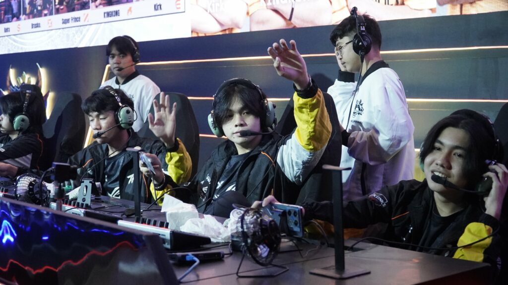 Fnatic ONIC dominates Falcons AP.Bren, records fastest game of MPL PH 14