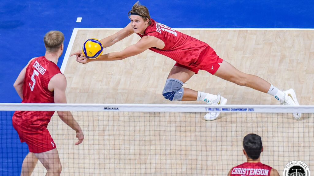 Cooper Robinson powers USA past Cuba to cap perfect MWCH pool play