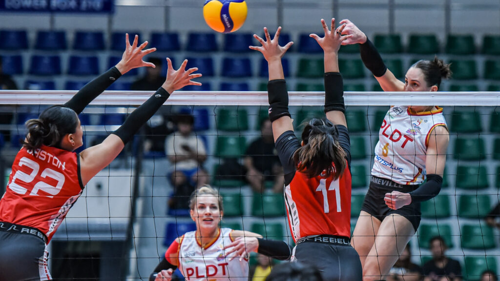 Davison dominates with 36 vs Chery Tiggo as PLDT forces logjam at PVL pole