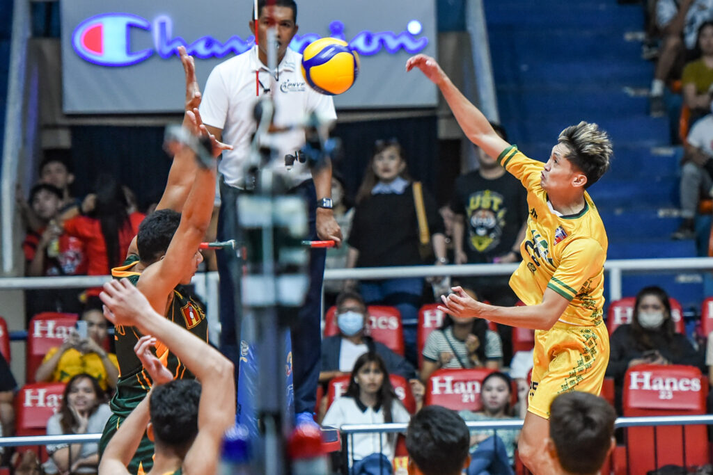 Juggling coaching and playing, Don Nadera still finds time to deliver ...